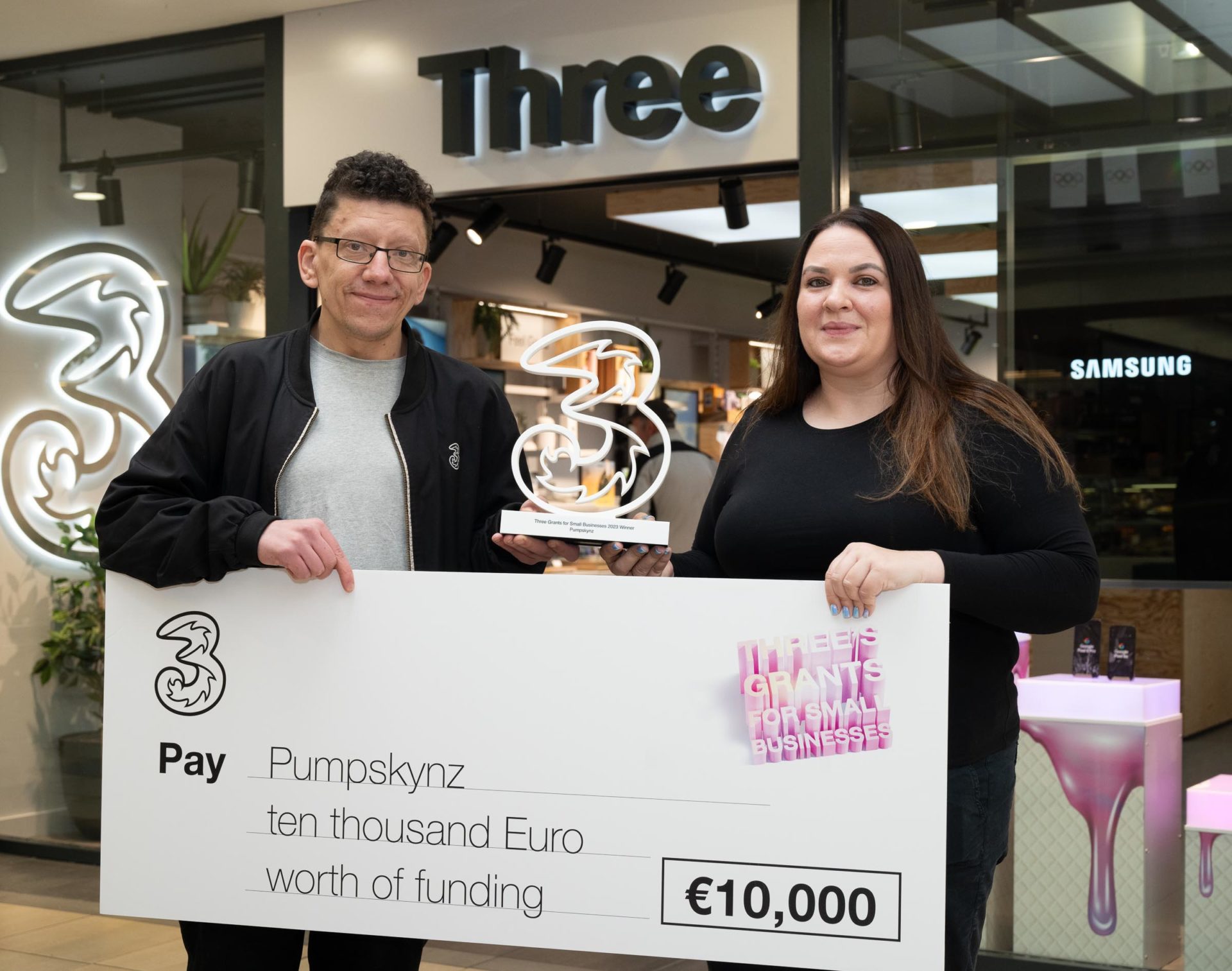 Three Ireland backing small Irish businesses with €100,000 bursary fund ...