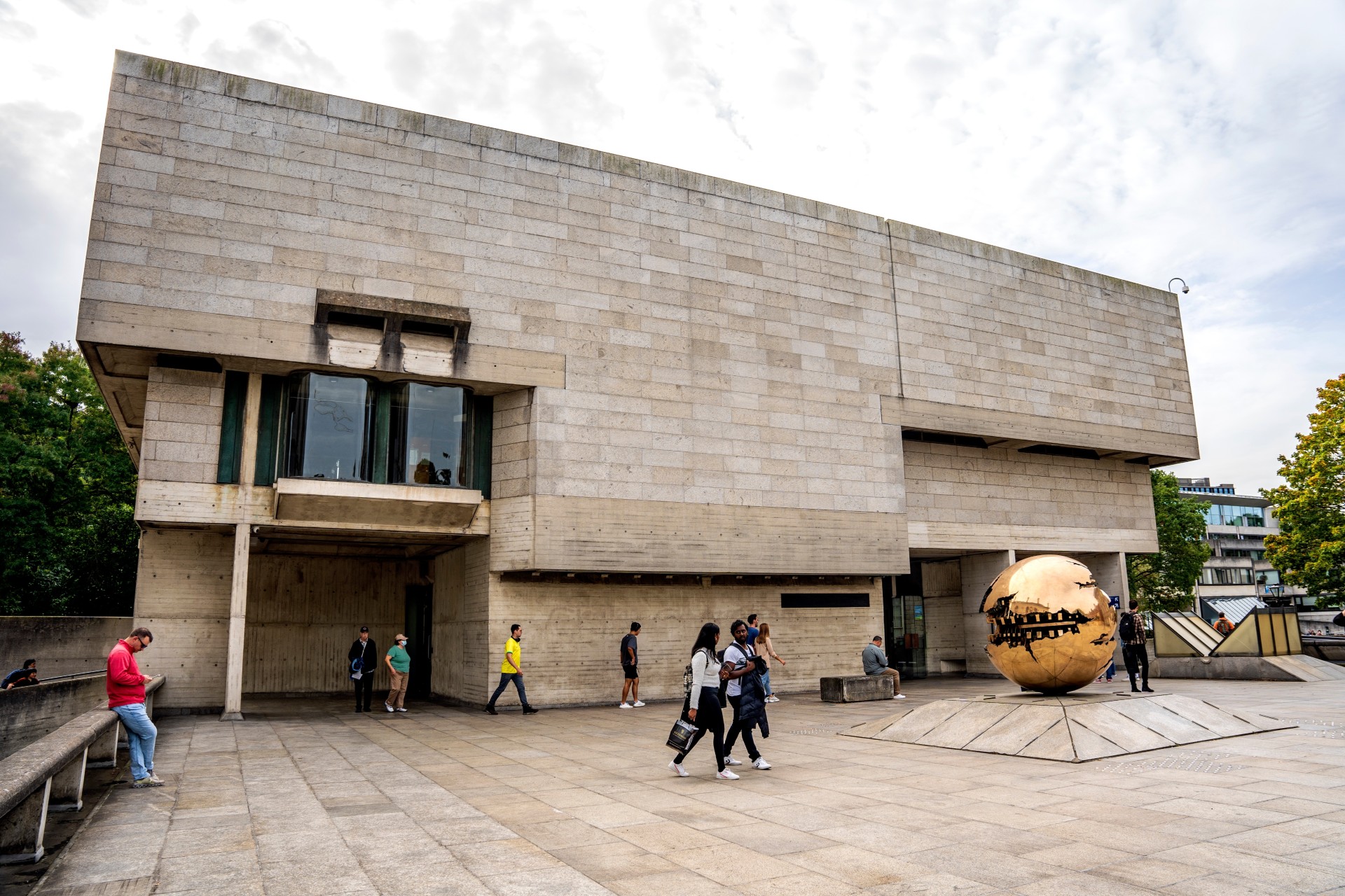 Trinity College Renames Library | www.98fm.com