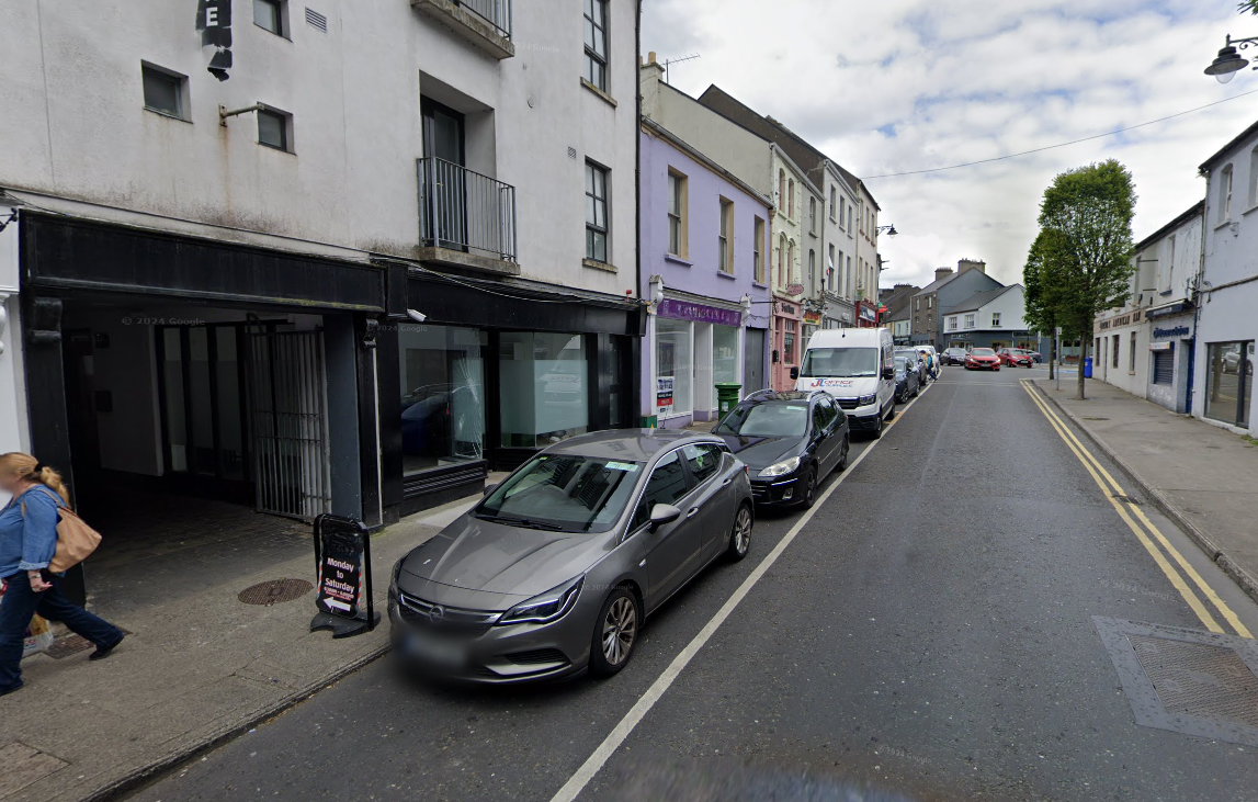 Gardaí continue to question man over Mayo apartment death | Newstalk