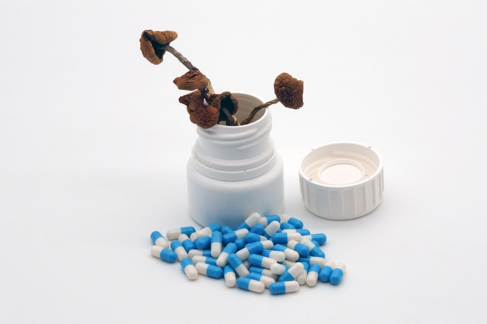 Trinity hosts Ireland's first psychedelic medical conference | Newstalk