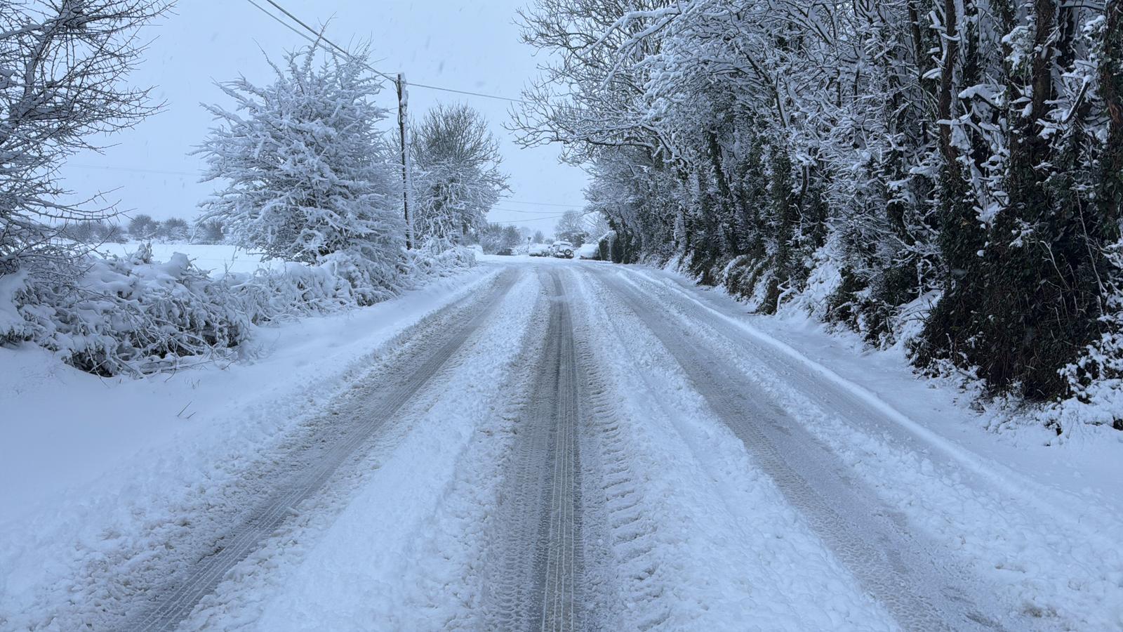 Status Orange low temperature and ice warnings issued across country | Newstalk