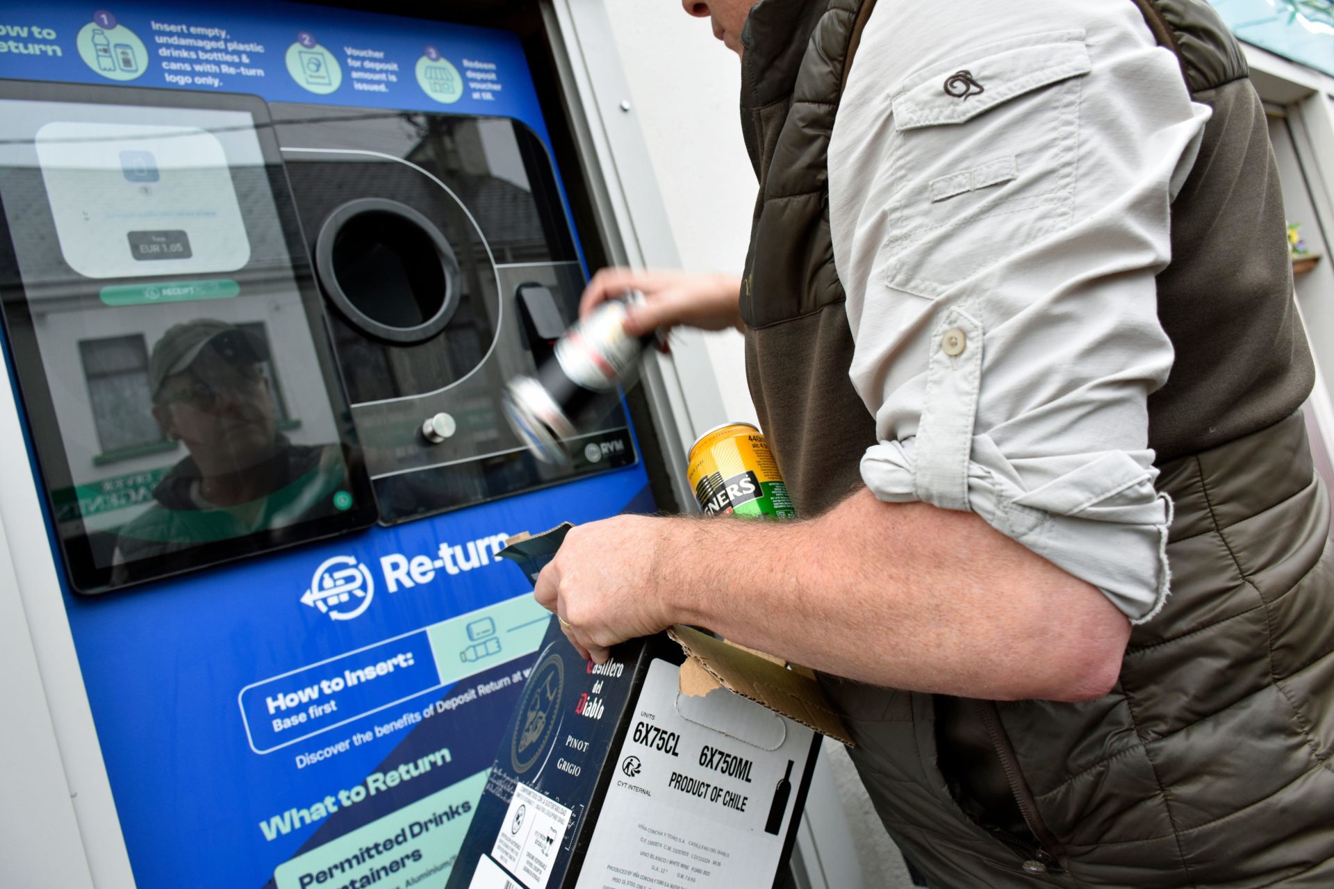 Over 900 million bottles and cans received through Deposit Return ...
