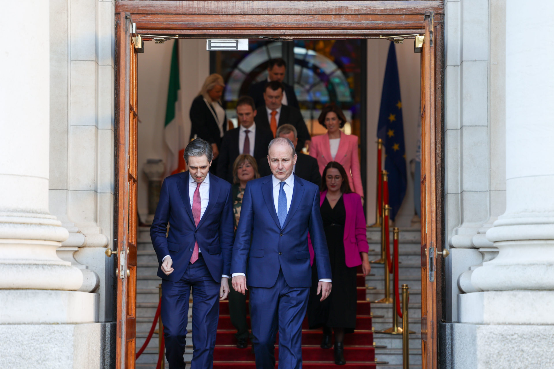 Cabinet to approve €100 million in aid to Ukraine | Newstalk