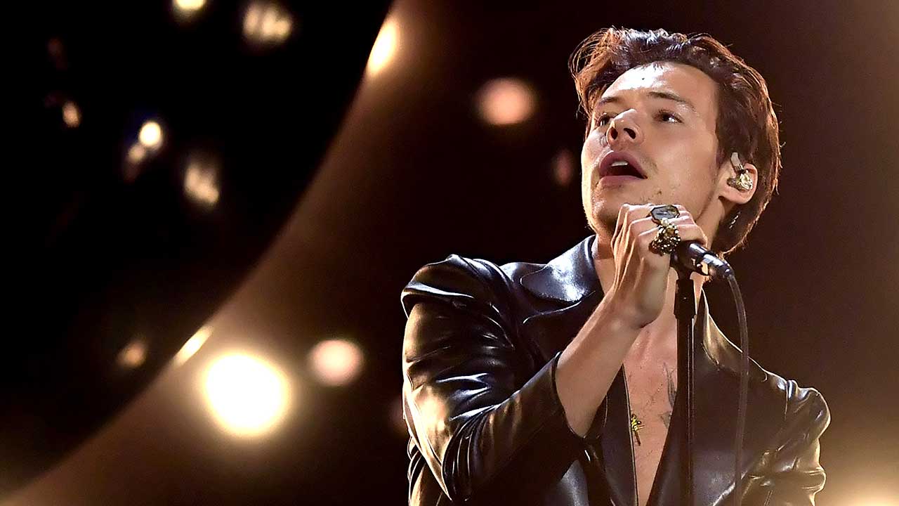 Harry Styles Announces Tour - With No Irish Dates | SPIN1038