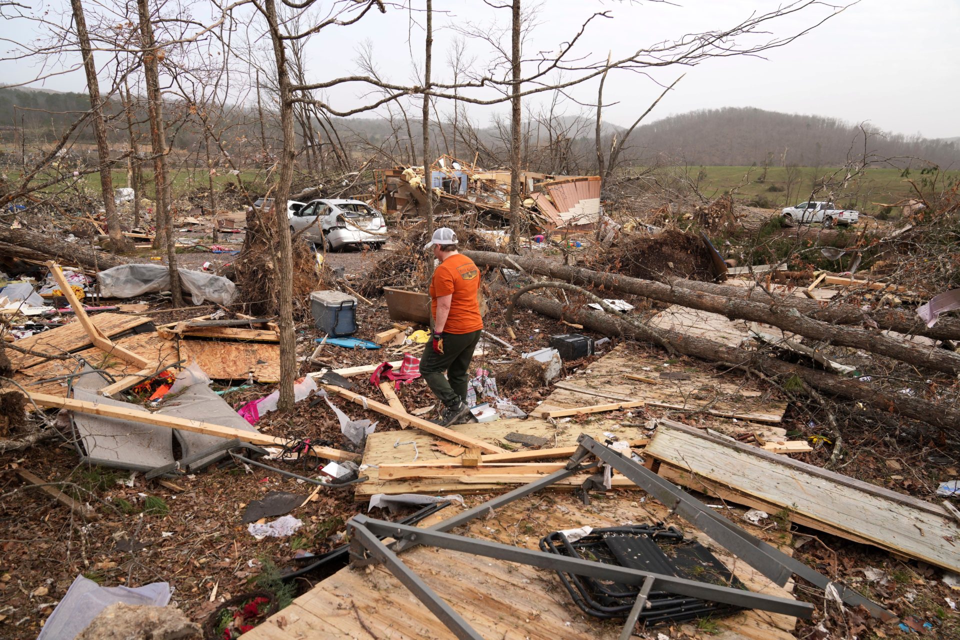 Severe storms kill over 30 people across America | Newstalk