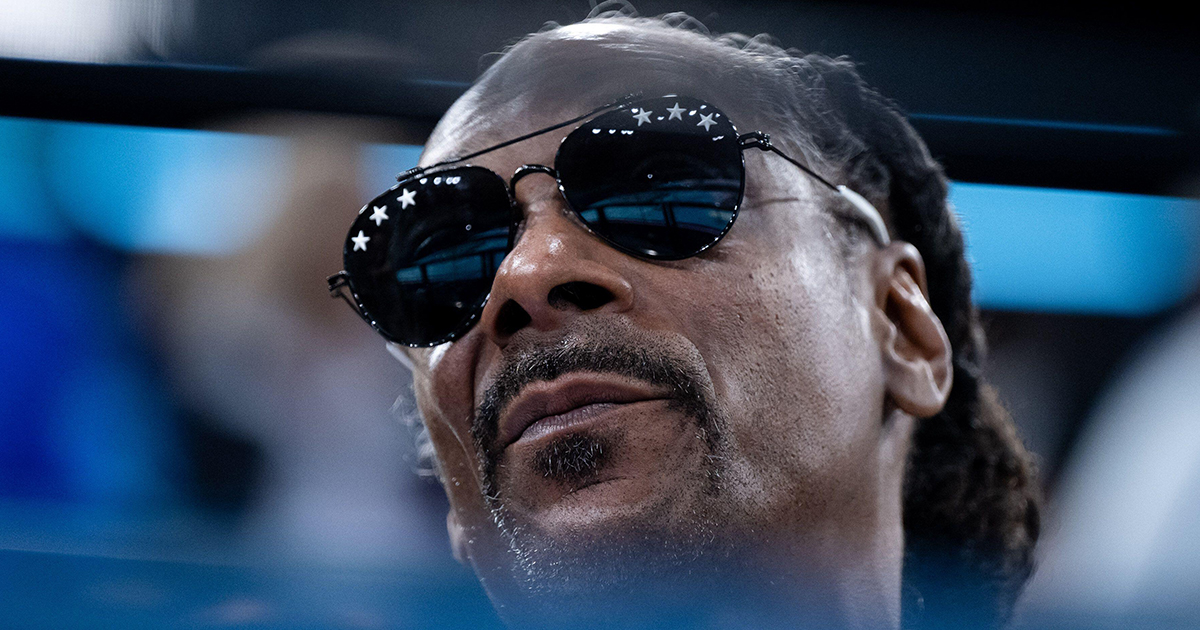 Snoop Dogg Becomes Co‑Owner of Swansea City AFC | www.98fm.com