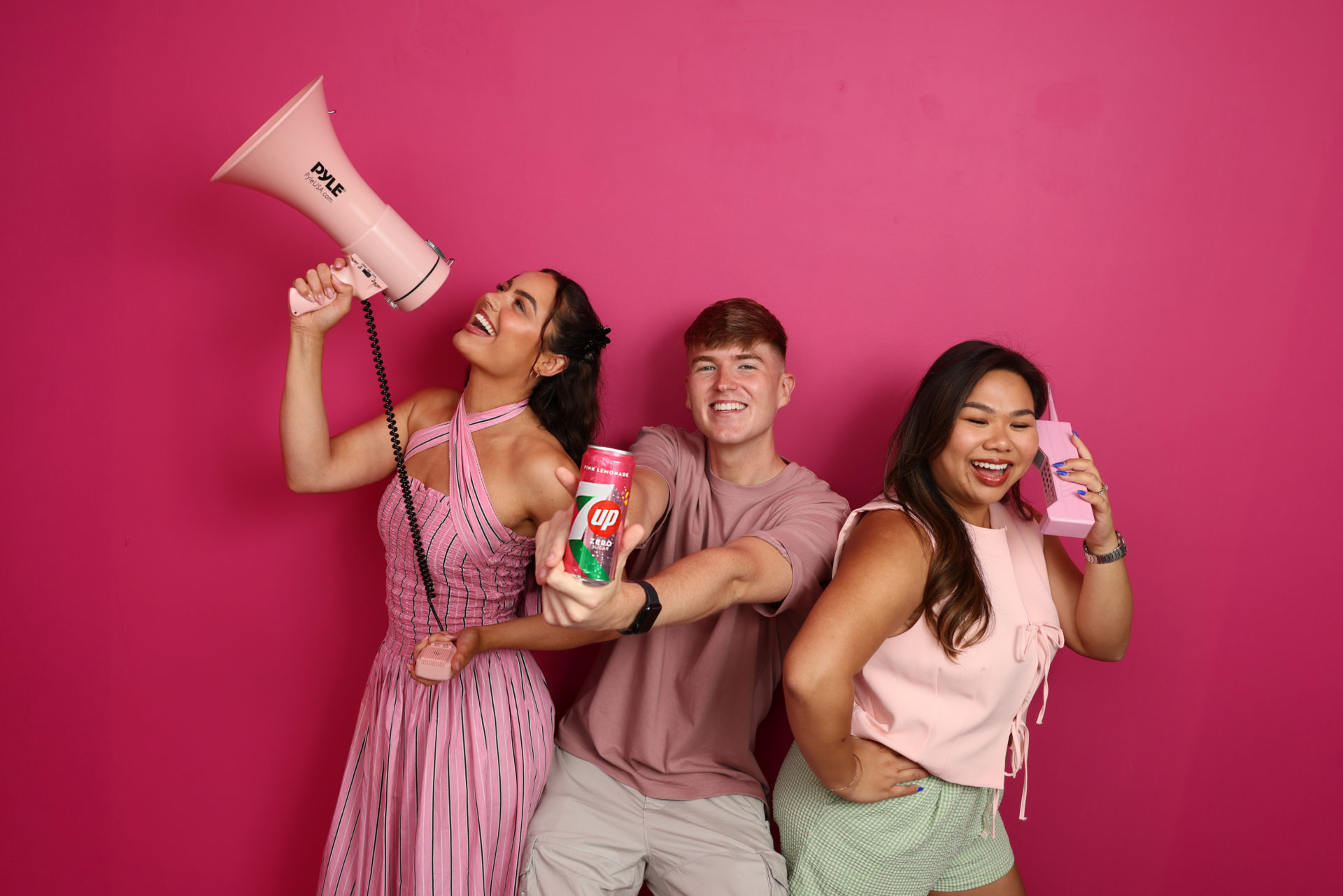 7Up Are Offering Customers The Chance To Win A Pink Assistant! | SPIN1038