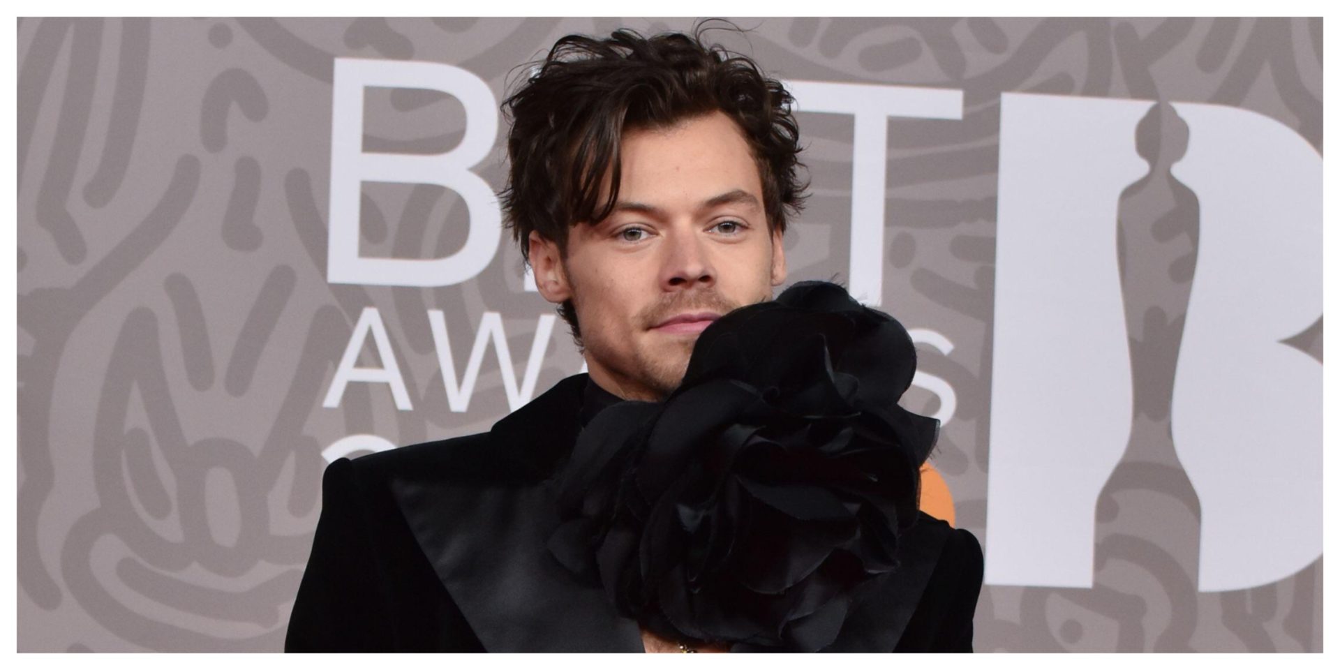 Harry Styles Papped Running Berlin Marathon! | SPIN1038