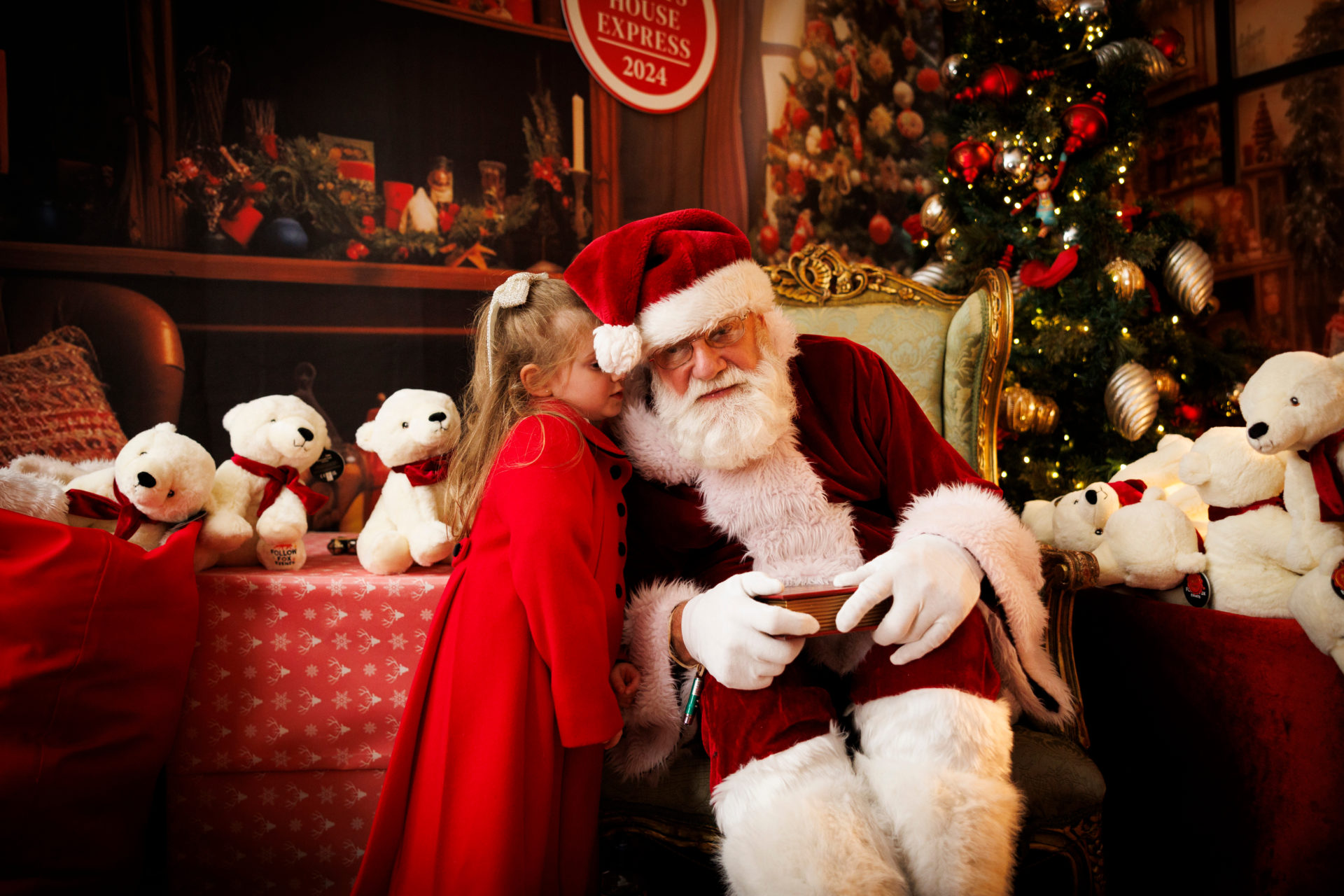 Santa’s House Express Brings The Magic of Christmas to Life in ...