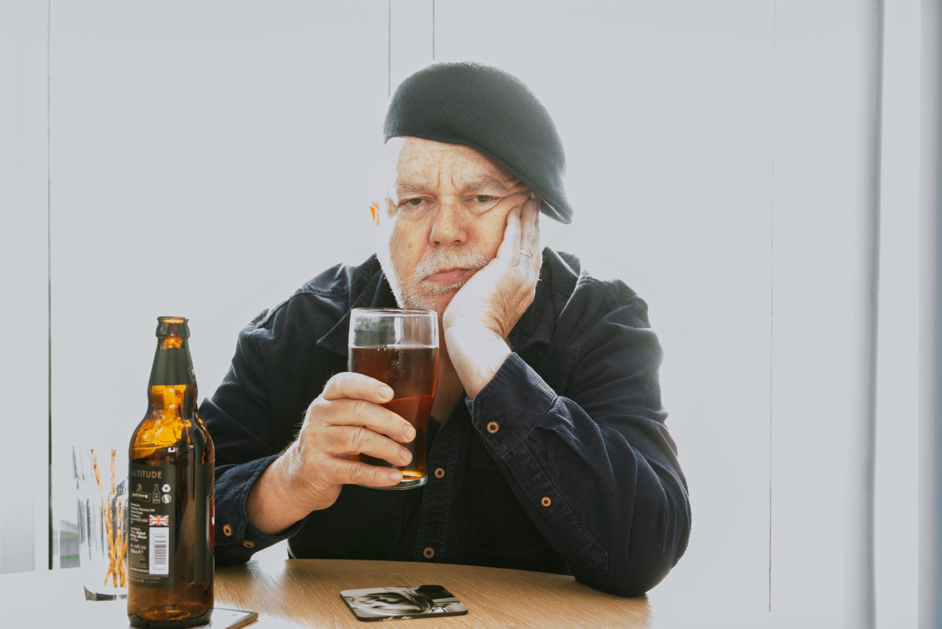 'The place is a kip' - Do too many emigrants 'sneer' at Ireland? | Newstalk