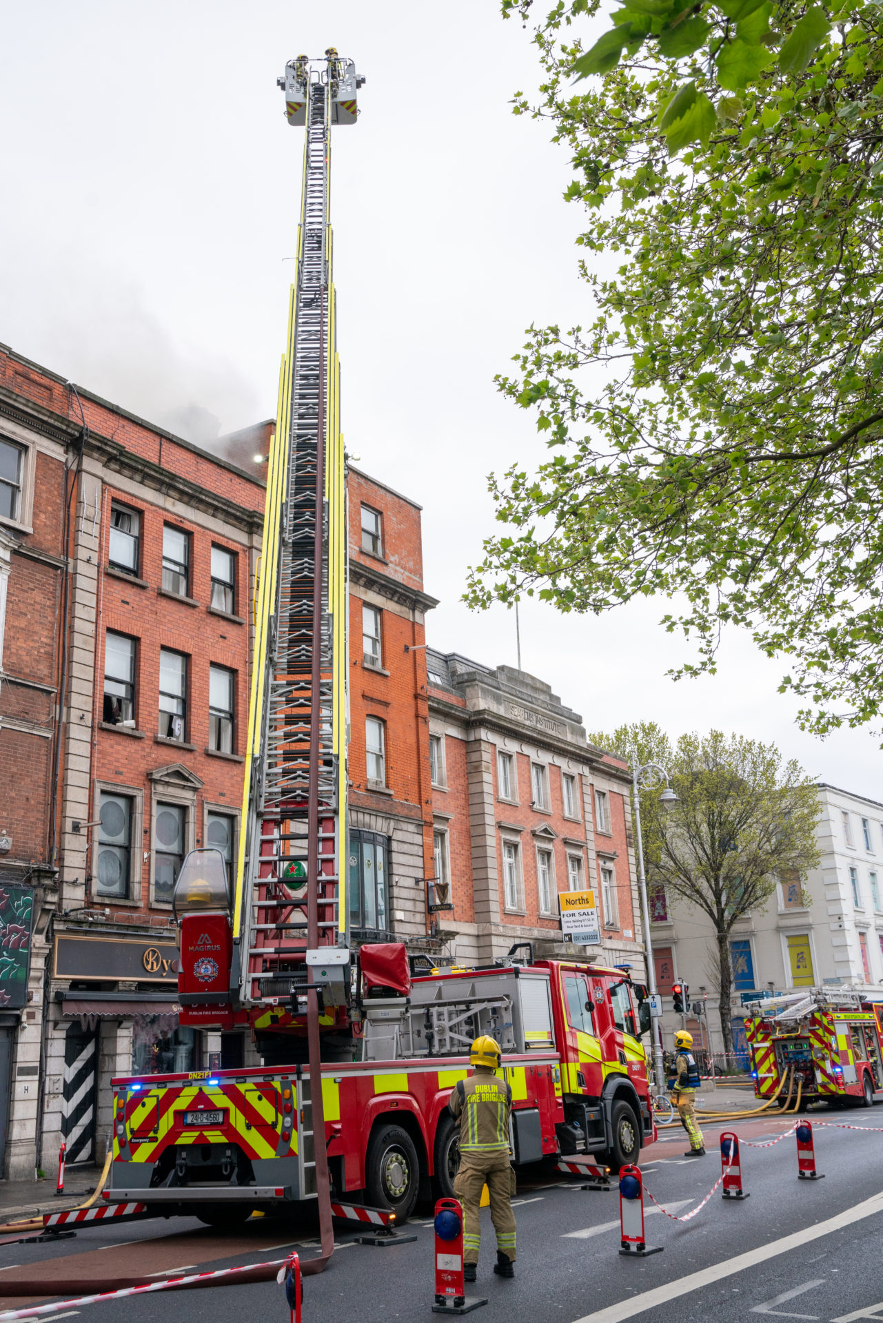 Fire Breaks Out At Building On Eden Quay | www.98fm.com